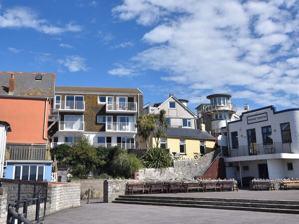 10 Bay View Court, Pet Friendly In Lyme Regis - Charmouth