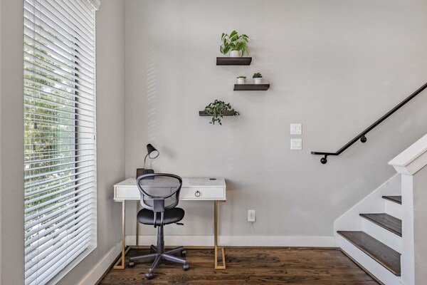 3bd Htx Luxe Home: Fast Wi-fi, Garage, Location - Houston, TX