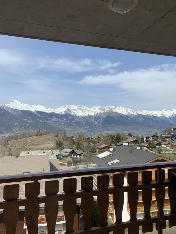 3 Bedroom Apartment Nendaz, Switzerland. 5 Mins Walk To Tracouet Gondala. - Verbier
