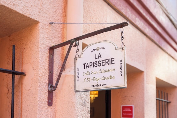 La Tapisserie, Encanto En El Corazón De Santander - Santander
