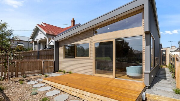 Swan's Reach - Queenscliff - Point Lonsdale