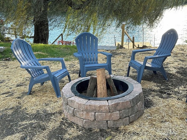 Creekfront Large 5br Private Hot Tub Kayaks Sauna Arcade Pet Friendly - Rhinebeck, NY