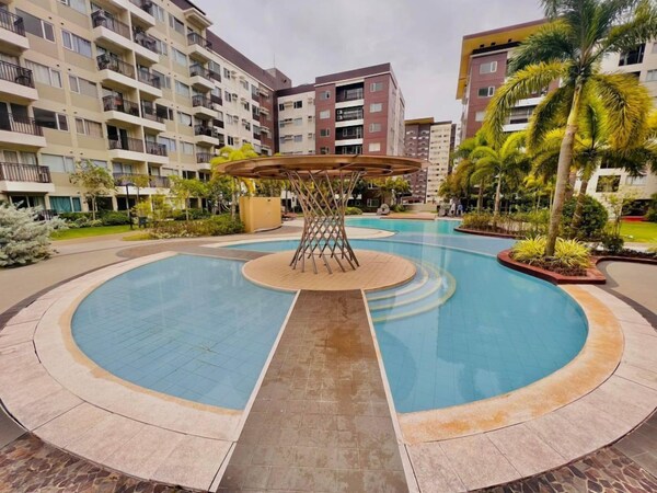 1-bedroom Condo In Avida Towers Atria - Oton