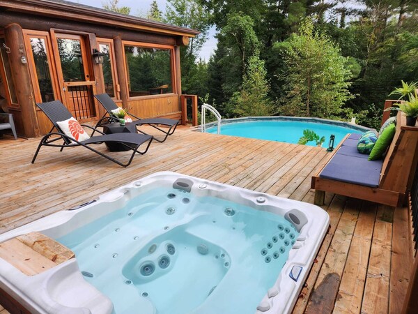 Blue Moose Private Pool, Spa & Lake Access - Saint-Sauveur
