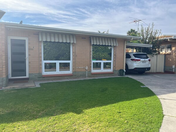 Troobloo Unit By The Pat In Glenelg North - Adelaide