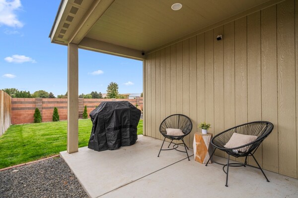 3 Bedroom, 2 Bath With Fire Pit And Game Room - Kennewick, WA