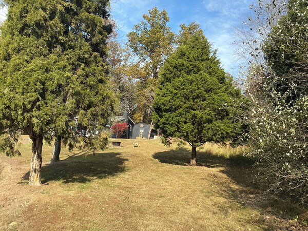 Tranquil Hideaway: Your Private Lakefront Retreat - Santa Claus, IN