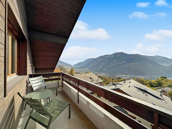 Family Penthouse With View Of The Swiss Alps - Crans-Montana