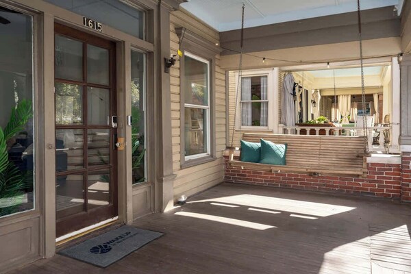 4br Historic Gem Near Downtown W/ Fire Pit - Homewood, AL