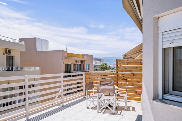 Cityview 2 Fully Equipped Apt By Hospi - Heraclión