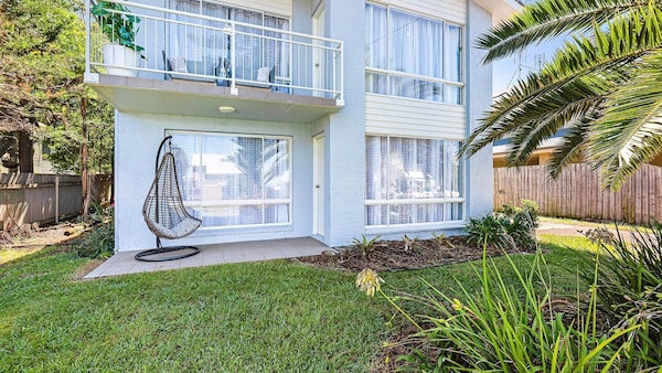 Sandy Shores Unit 5, 150m Flat Walk To Beach - Long Beach