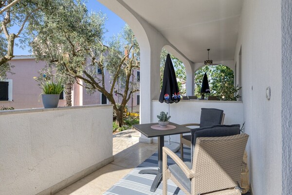 Cintya / Lux A2 One-bedroom Apartment - Novigrad