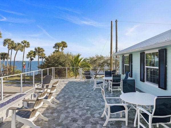 Cozy First Floor Waterside Condo - Sebastian, FL
