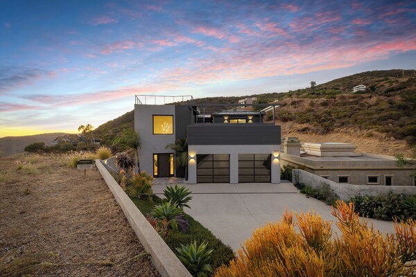 Serenity In Malibu Canyon Views  Fireplace  Ping Pong - 馬里布