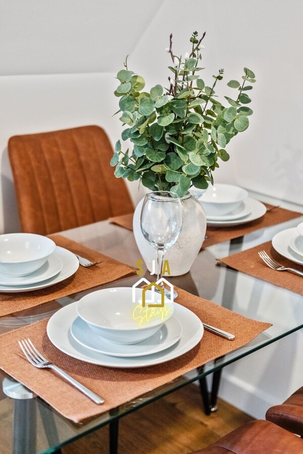 Stoney Stay - Sja Stays - Modern 2 Bed Apartment - 斯冬希文