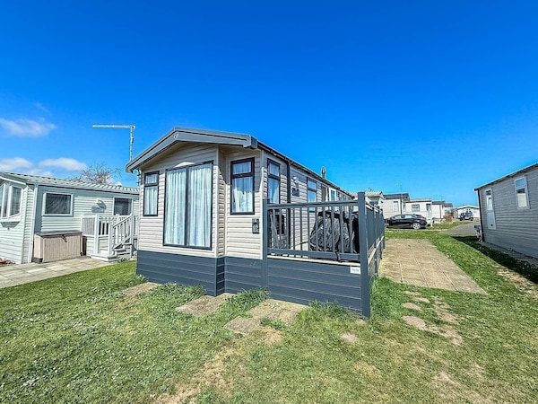 Stunning Caravan With Side Decking Just A Short Walk To Hembsy Beach Ref 00069ba - Hemsby