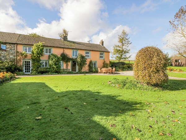 High Winder House, Pet Friendly, With Open Fire In Askham, Cumbria - Pooley Bridge