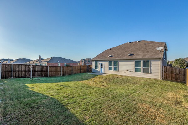Unparalleled Elegance In Aubrey - Little Elm, TX