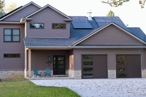 New 5-bedroom House At Apple Canyon Lake. 30 Minutes From Downtown Galena! - Apple River Canyon State Park