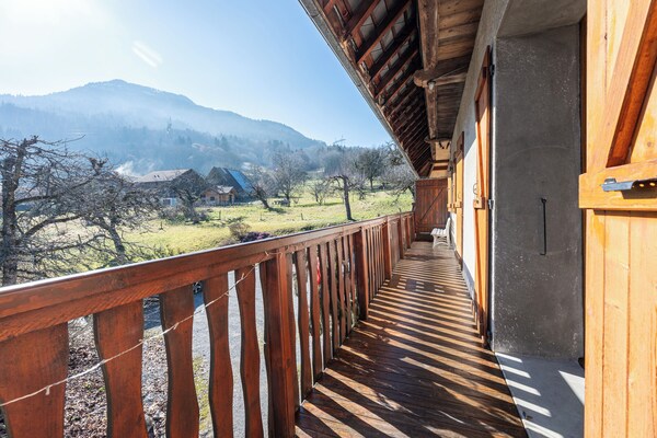 Maison "La Belle éToile" Avec Vue Sur La Montagne Et Jardin Partagé - Faverges