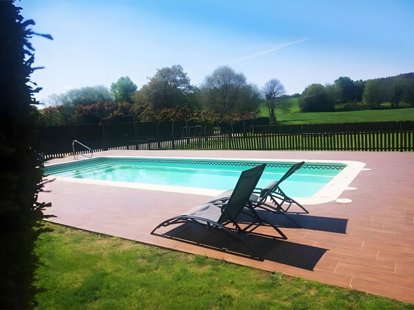 Casa Rural 'Casa De Barreiro' Con Vistas A La Montaña, Piscina Privada Y Wi-fi - Galicia