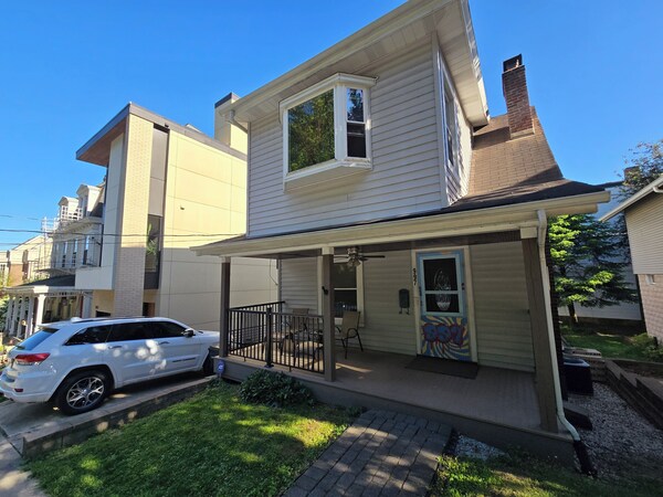 Stand Alone Studio, Free Off Street Parking, Walkable 2 Downtown, Beautiful Area - Cincinnati, OH