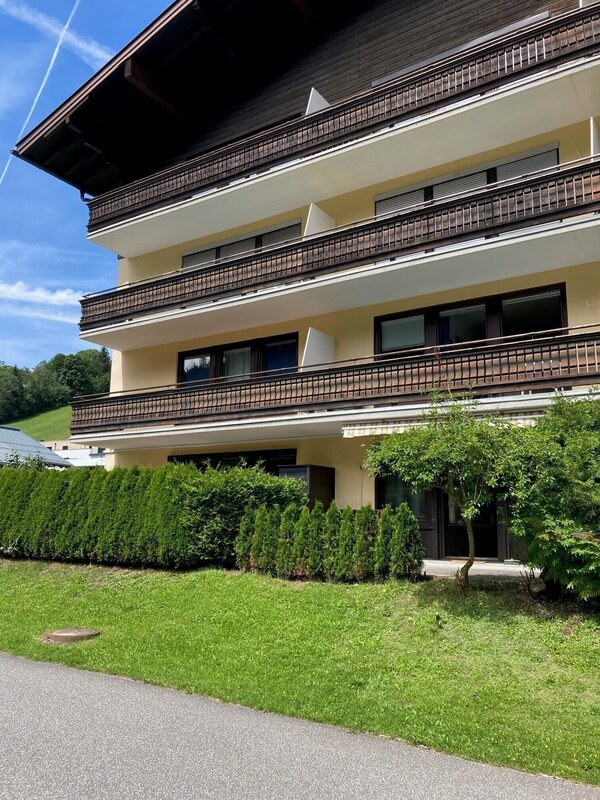 Ferienwohnung 'Somski Saalbach' Mit Bergblick, Privatterrasse Und Wi-fi - Saalbach