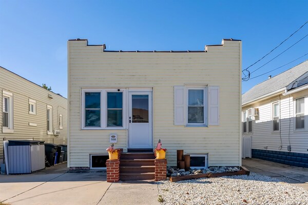 108 W 20th Ave, Unit 1 - Stone Harbor, NJ
