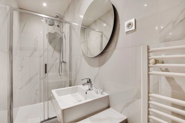 Comfortable Studio - 1br/4p - République - Paris