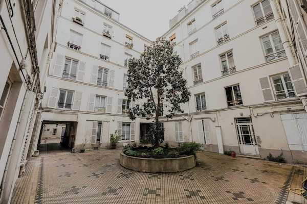 Appartement Intimiste - 2p - Faubourg-montmartre - Place de la République