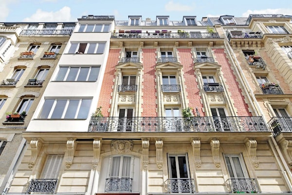 Appartement Spacieux De 2 Piטces - Argenteuil
