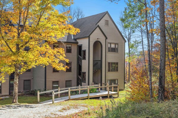 2-br Winterplace Ski-in/ski-out Okemo Escape - Ludlow, VT