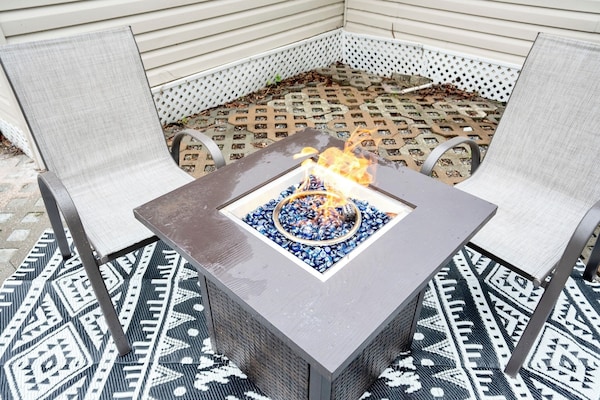 Charming 2-bedroom House With Fire Pit In Jacksonville - Jacksonville