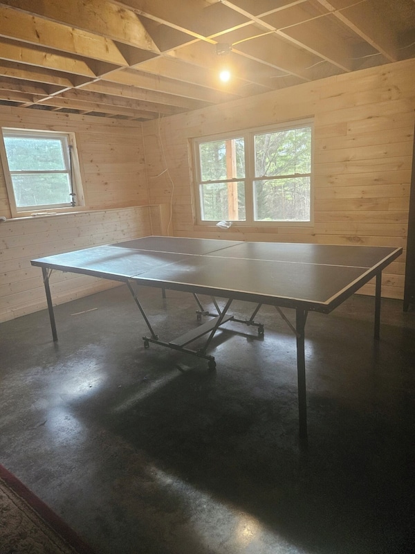 Lovely 4 Bedroom Log Cabin In Island Pond Vermont\nsnow Mobile Capitol Of Nek - Vermont