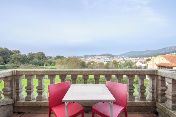 Apartment '22' With Sea View, Shared Pool And Wi-fi - Bueu