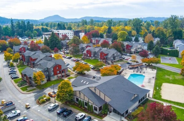 Cozy Flat Near Autzen + 2 Miles To Downtown! - Eugene, OR