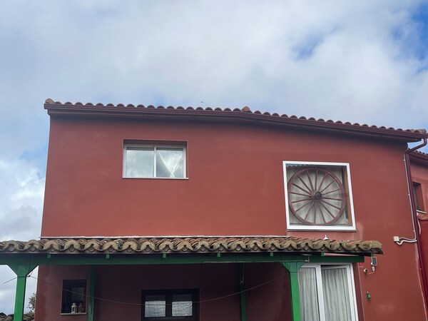P Natural Arribes Del Duero (Zamora/portugal). Ideal For Families (Pets Allowed) - Miranda do Douro