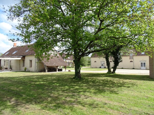 Gites De Charmes Avec Salle De Réception En Pleine Nature - Sologne