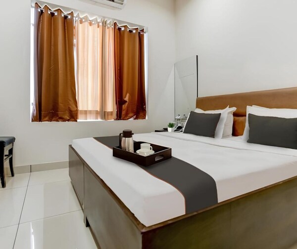 Aspire Rose Villa Best For Weddings And Small Functions - 魯得希阿那