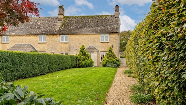 Laurel Cottage - Pet-friendly In Coln St Aldwyns - Bibury