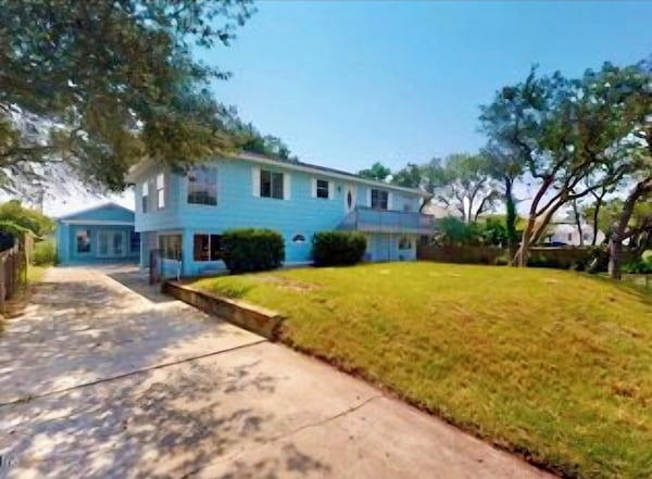 Charming St Augustine Cottage, 6 Minute Walk To The Beach, On Anastasia Island - St. Augustine Beach, FL