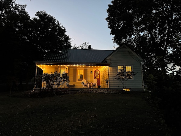 Charming Cottage Close To Juniata College Overlooking Historic Huntingdon - Rothrock State Forest, Spruce Creek