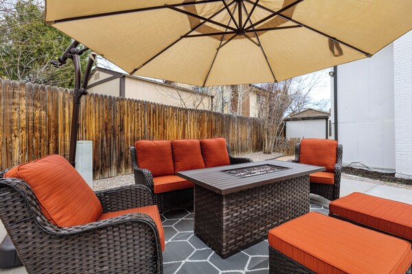 Denverstays: Spacious 5 Br Home With 2 King & 3 Queen Beds - 15 Min To Red Rocks - Westminster, CO