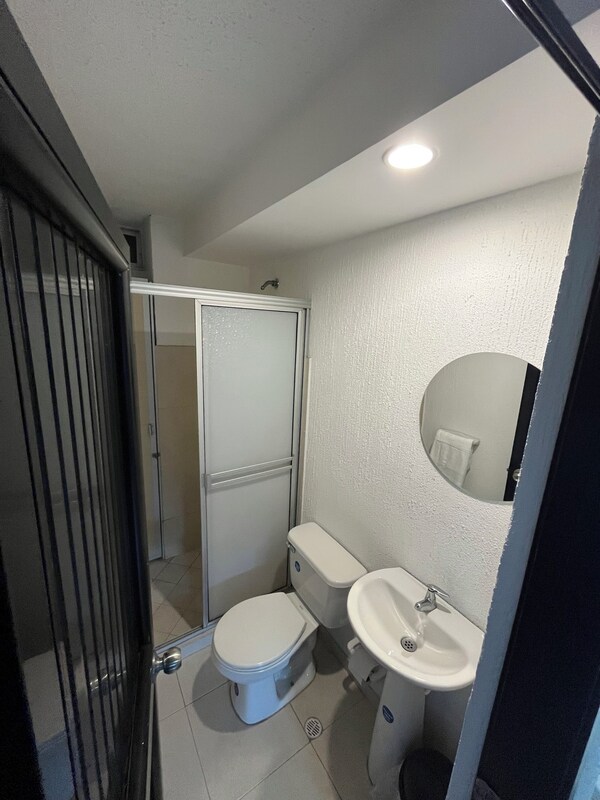 Hermoso Apartamento Amoblado, 3 Habitaciones 2 Baños - Cúcuta