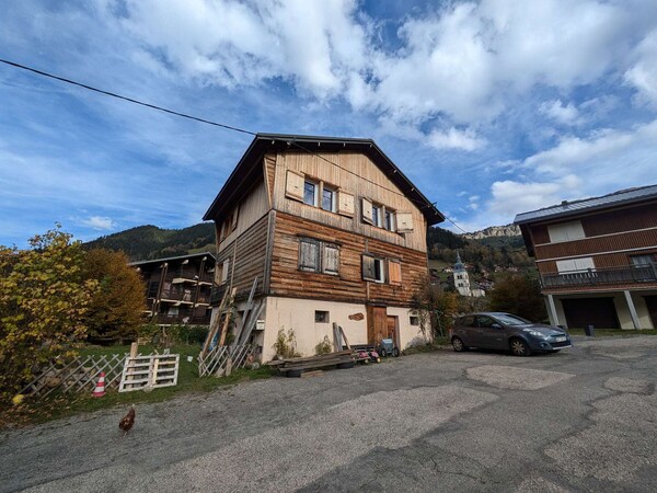 2-bedroom Apartment, 5 Guests, Village Center With Parking - Beaufort