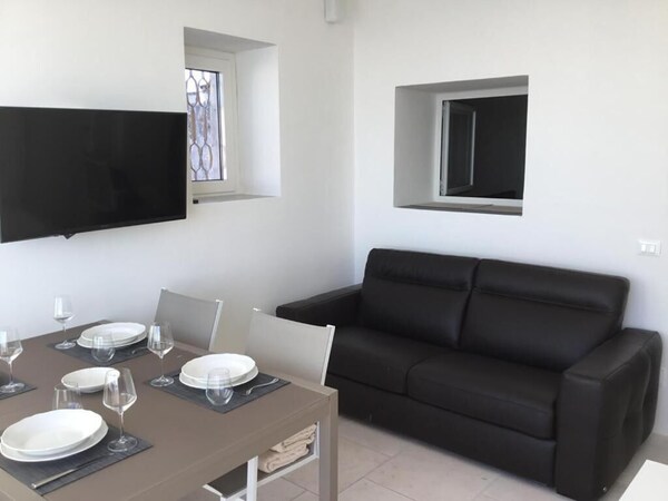 A Window To The Sea, Vacation Home, Family Use, Breathtaking Sea View - Rodi Garganico