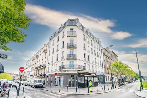 Le Nid De Marcel In Saint Denis - Saint-Denis