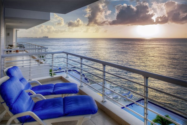 Water Front 3-bedroom Condo In Amazing Cozumel, Mx. With Highspeed Internet, Ac. - Cozumel