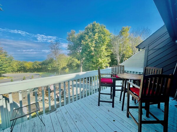 Just Minutes From Beech Mtn Ski Resort /Townhome /Fire Pit & Fireplace / Pets Ok - North Carolina