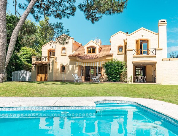 Charming Villa In Punta Del Este - Maldonado Department